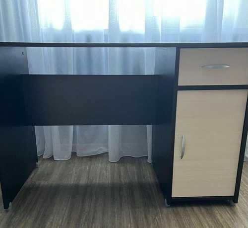 Письменный стол Шатура и стул IKEA