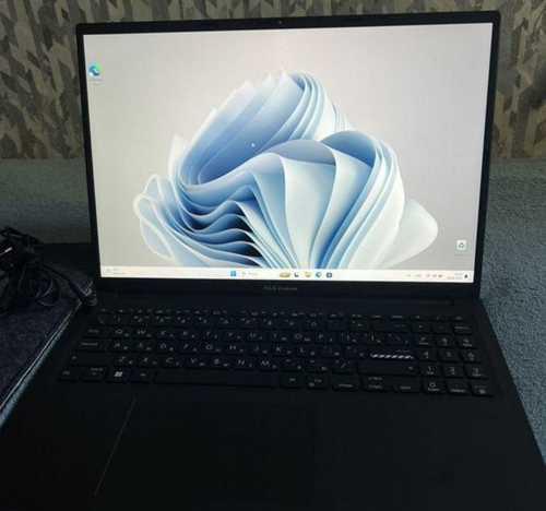 Ноутбук asus vivobook 16 Intel Core i5