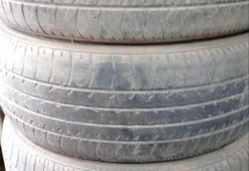 Yokohama 125T 215/55 R17