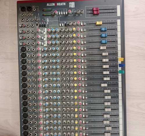 Микшерный пульт allen heath zed 22fx