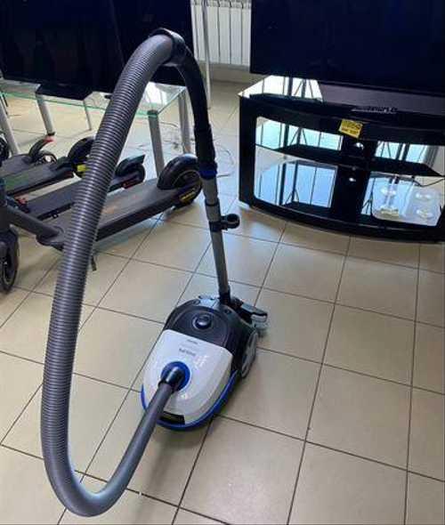 Пылесос Philips FC8584
