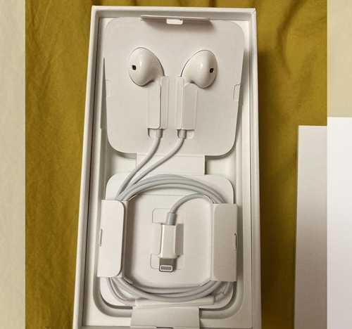 Наушники apple earpods lightning