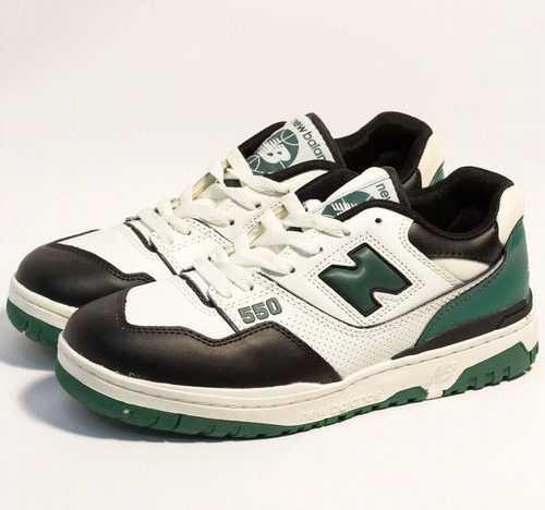 Kpoccoвки New Balance 550LE1