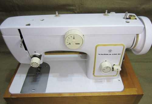Швейная машинка чайка 132М СССР