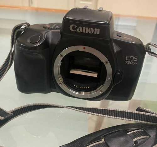 Фотоаппарат Canon 750qd