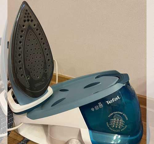 Утюг с парогенератором tefal