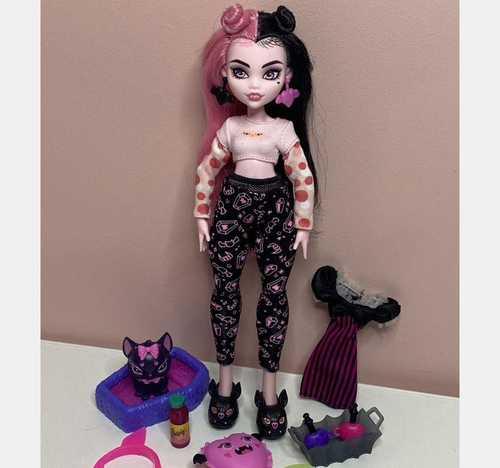 Монстер хай monster high Дракулаура g3 пижамная