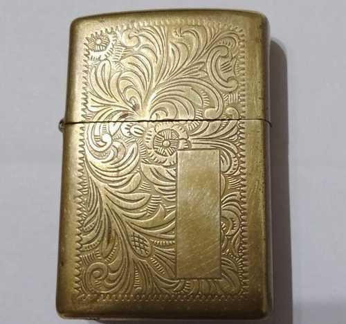 Зажигалка бензиновая zippo