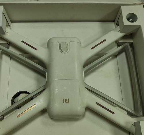 Квадрокоптер mi drone 4k