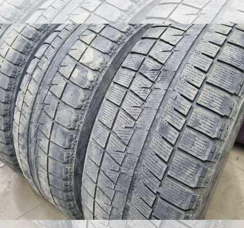 Bridgestone Blizzak Revo2 215/65 R16 95S