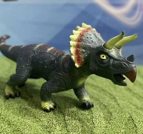 Динозавры игрушки