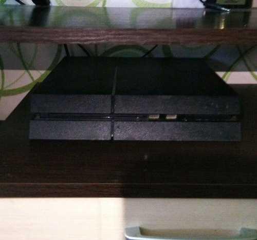 Sony PS4 + два джойстика