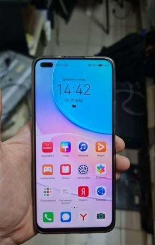 Телефон Huawei Nova 8i