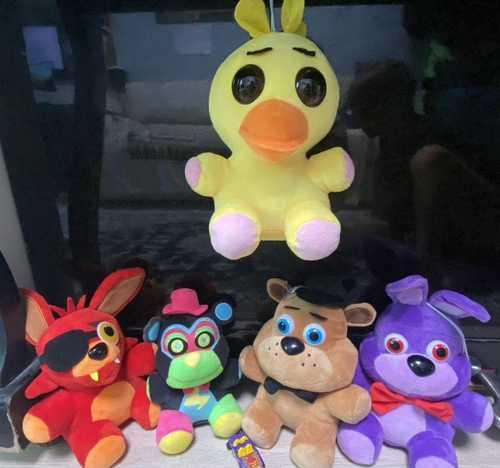 Аниматроники, 5 штук.Машинка hot wheels в подарок