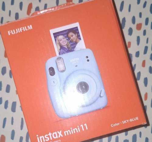 Фотоаппарат instax mini 11