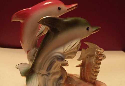 Статуэтка дельфины и рыбы
