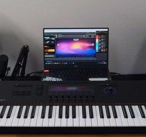 Native Instruments Komplete Kontrol S49 (Код A548)