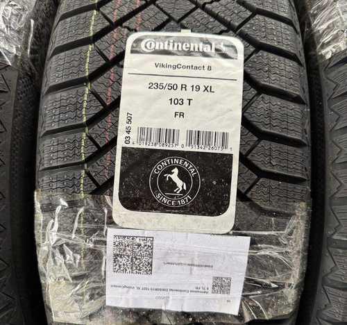 Continental VikingContact 8 235/50 R19 103T
