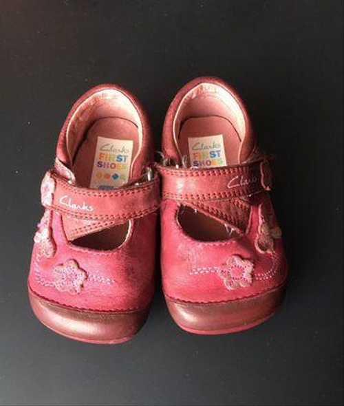 Сандали clarks
