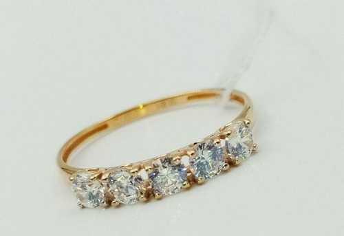 Золотое кольцо с фианитами 16 размер