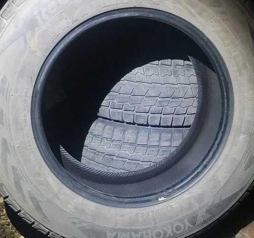 Yokohama BluEarth A34 285/60 R18