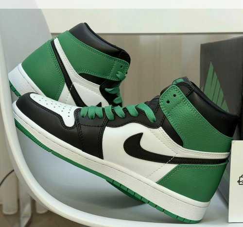 Кроссовки Nike Air Jordan 1 High Lucky Green