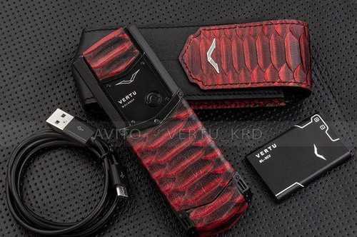 Vertu S Design красная кожа питона