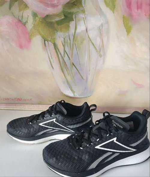 Кроссовки 37 38 reebok