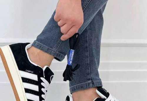 Adidas мужские кроссовки 42 новые