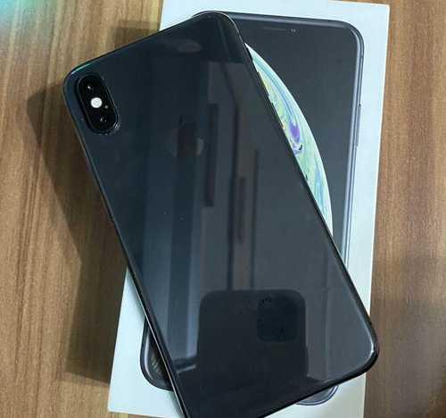 iPhone Xs, 64 ГБ