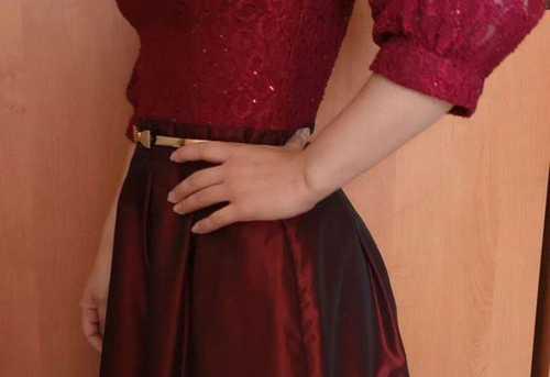 Вечернее бордовое платье