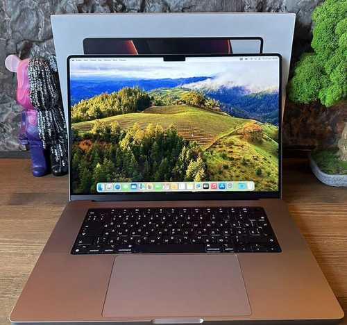 MacBook Pro 16 M1 Pro 16/512 Ростест 26 циклов