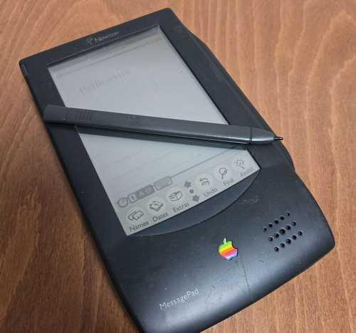 Apple Newton Messagepad 100