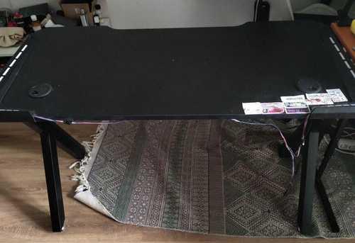 Игровой компьютерный стол с подсветкой, карбон