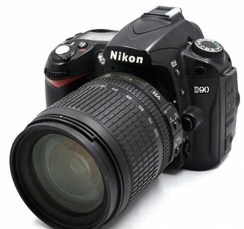 Фотоаппарат Nikon D90 kit 18-105 (18757 кадров)