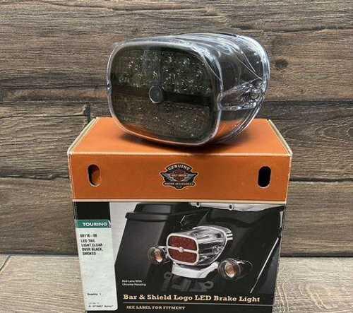 Задний Led фонарь Harley Davidson black/smoked