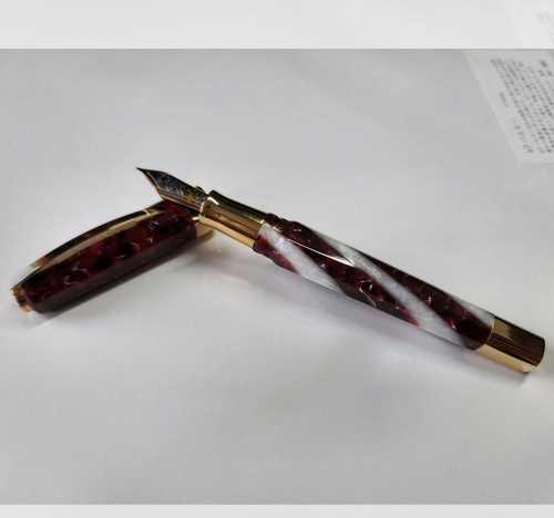 Ручка перьевая Visconti Opera Elements 14k