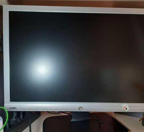 Монитор Benq G2200WT