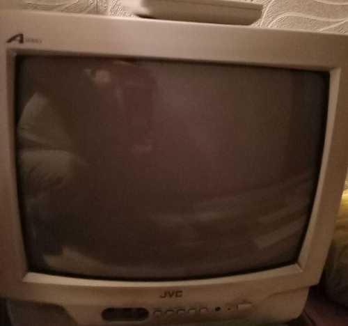 Телевизор бу JVC