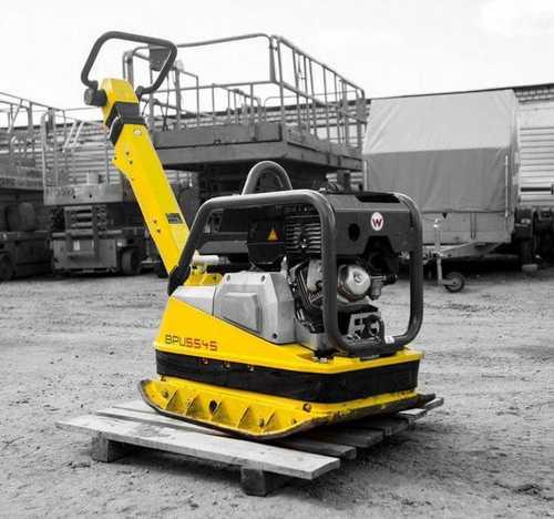 Виброплита бензиновая Wacker Neuson BPU 5545A