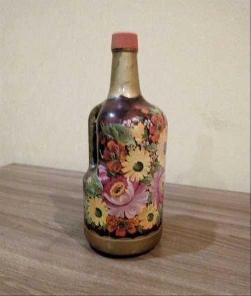 Старинная бутылка