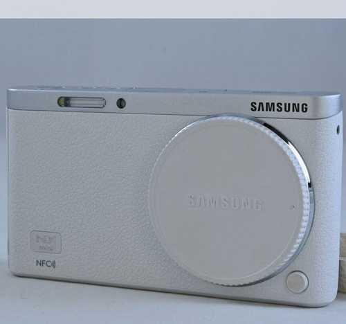 Samsung nx mini body