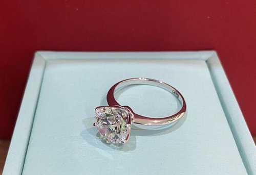 Золотое кольцо с бриллиантом 3 карата