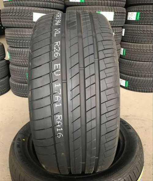 Kapsen RS26 255/45 R20