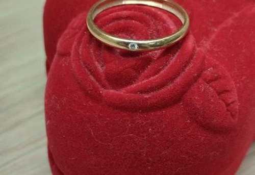 Золотое кольцо с бриллиантом Арт.005489160123