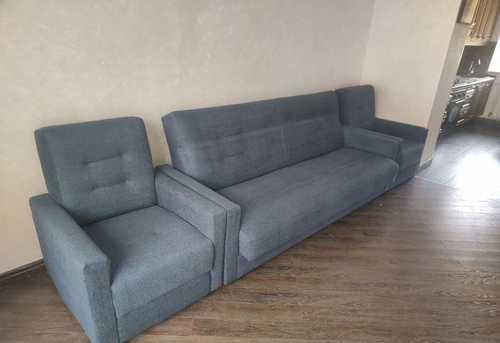Комплект мягкой мебели, диван и два кресла
