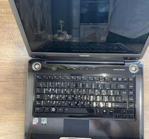 Ноутбук Toshiba satellite A300