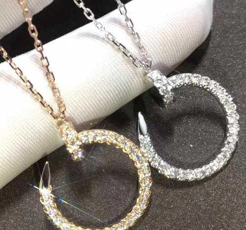 Колье Cartier Juste un Clou из золота с бриллиантами 0,47ct