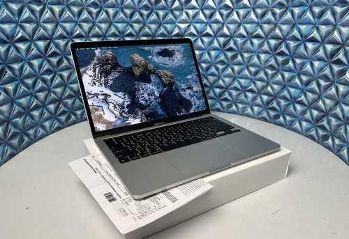 MacBook Pro 13 2022 M2 256Gb Silver, чек, 55 цикл