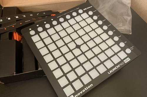 Novation launchpad mini mk2 (лаунчпад)